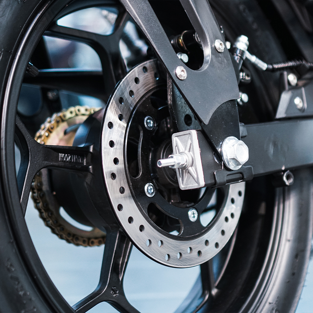 Yamaha R3 Red центральный двигатель "MacRais" купить в Москве - Цена ...